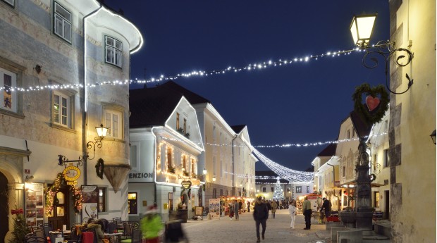 December v Radovljici